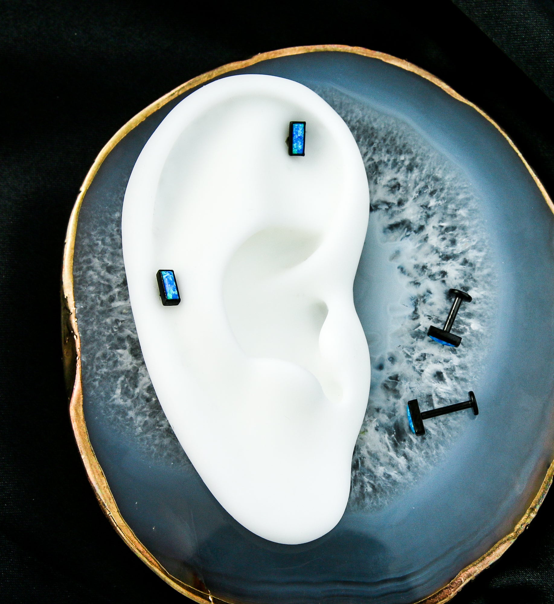 Black PVD Rectangle Blue Opalite Internally Threaded Titanium Labret ...