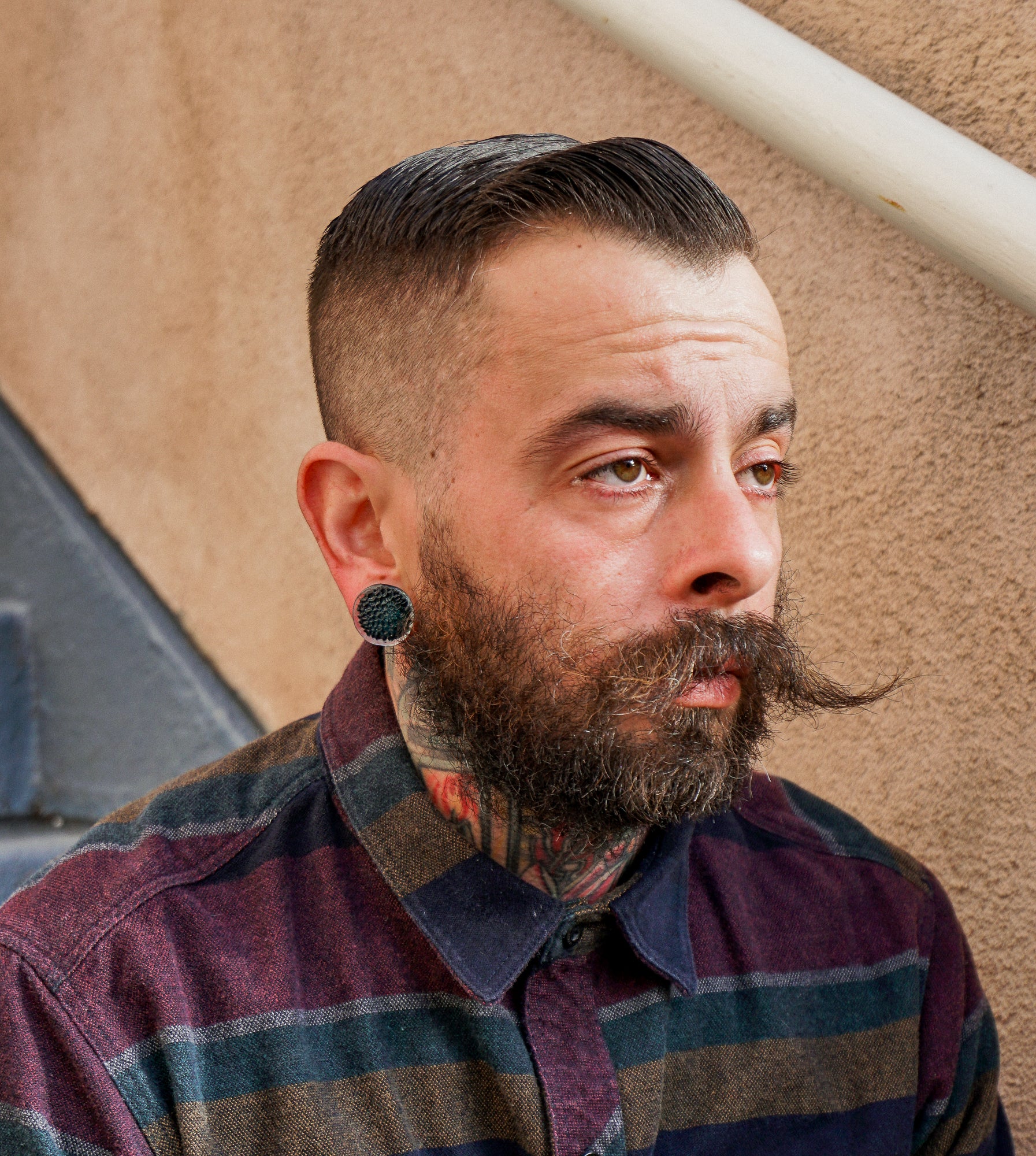 Blurple Hammered Glass Double Flare Plugs | UrbanBodyJewelry.com