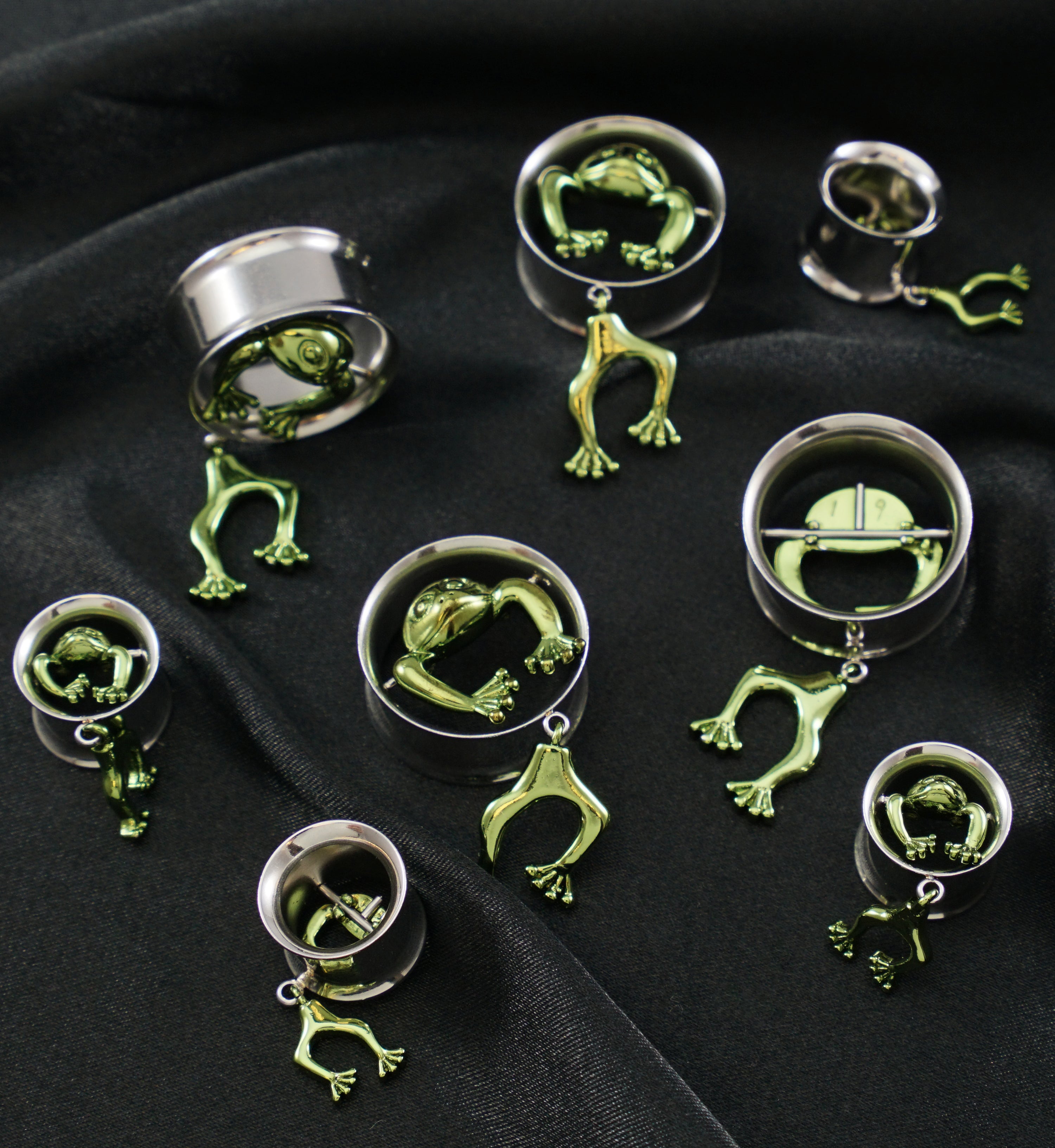 Green Dangling Frog Stainless Steel Tunnel Plugs (7/16" - 3/4")