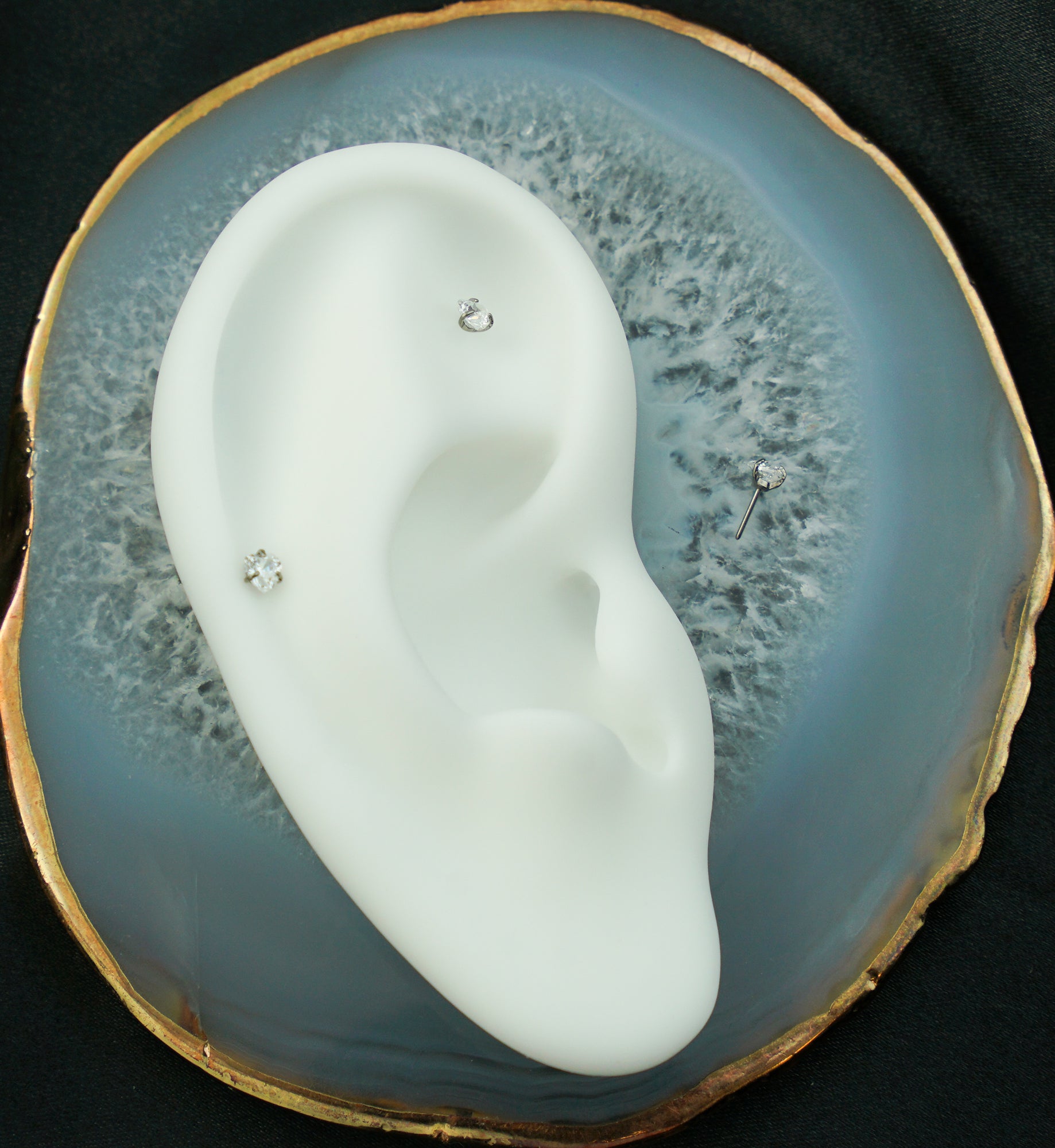 Heart Prong Clear CZ Titanium Threadless Top | UrbanBodyJewelry.com