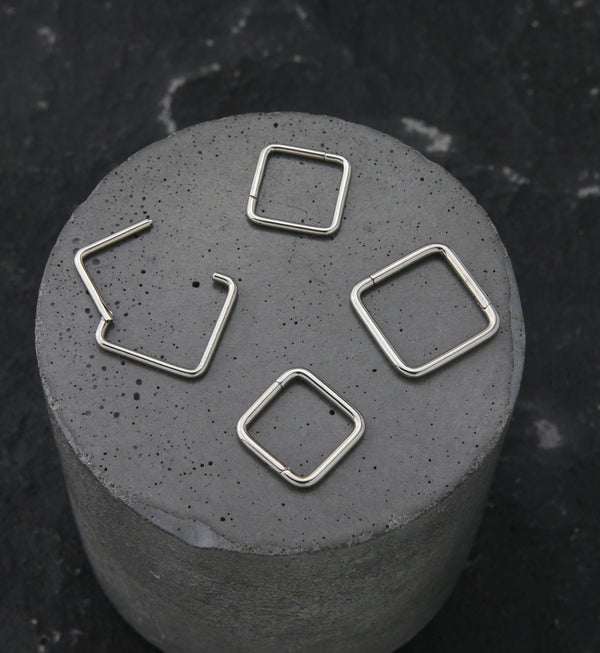 Square Titanium Hinged Segment Ring